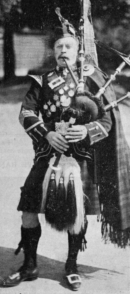 Pipe Major William Robb · The City of Leeds Pipeband